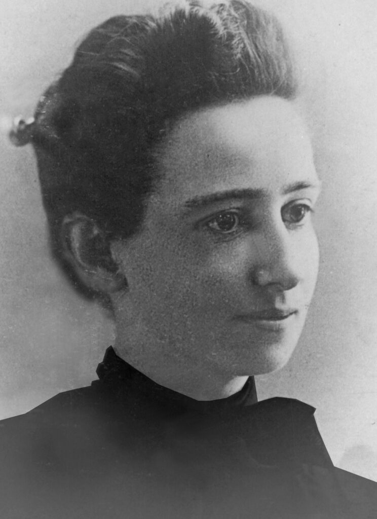 Who was Emma Crawford? | Manitou Springs Heritage Museum